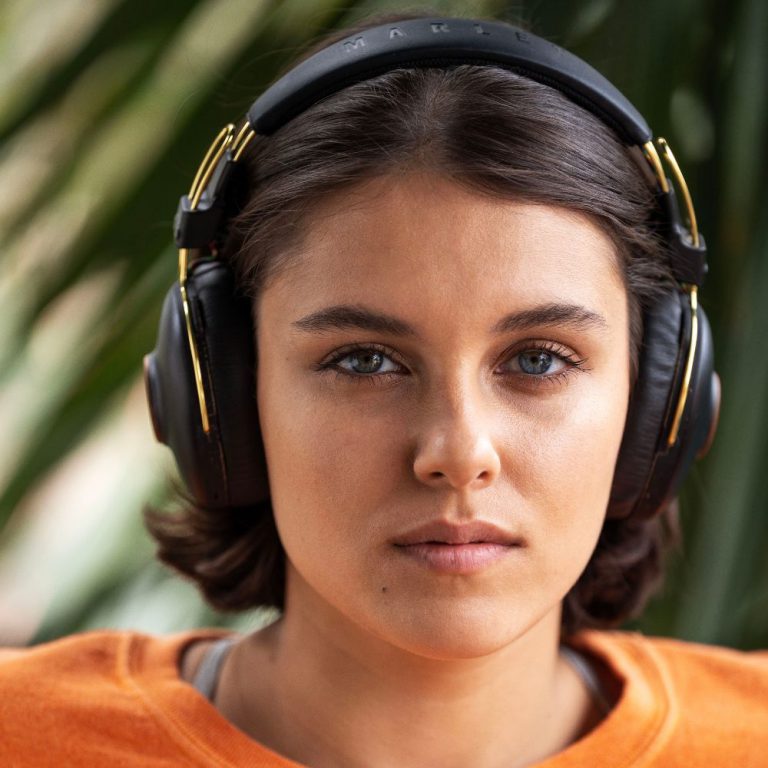 POSITIVE VIBRATION FREQUENCY - אוזניות קשת אלחוטיות מבית מארלי
